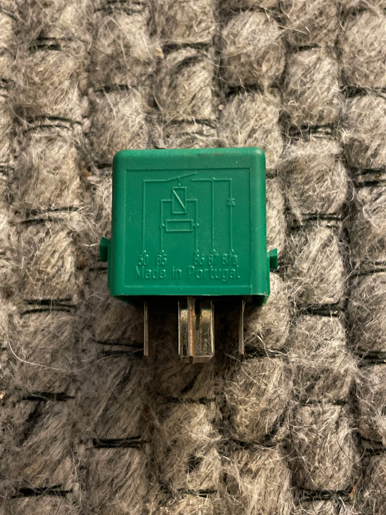 Mercedes-Benz Relay 002 542 23 19, 5-Prong W220 W211 W163 W164 W210 W2 ...