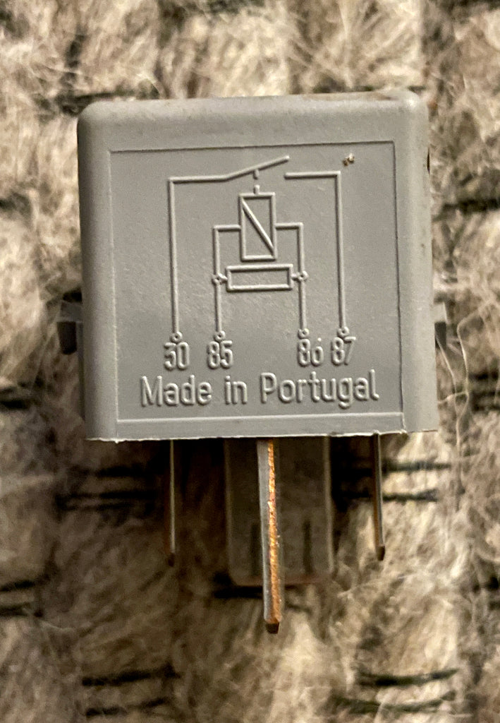 1998-2018 Mercedes-Benz Relay Grey 4-Prong 002 542 26 19, 0025422619 T ...